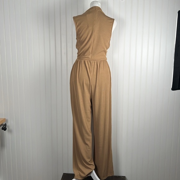 PrettyGarden | Pants & Jumpsuits | New Pretty Garden Sleevless Jumpsuit ...